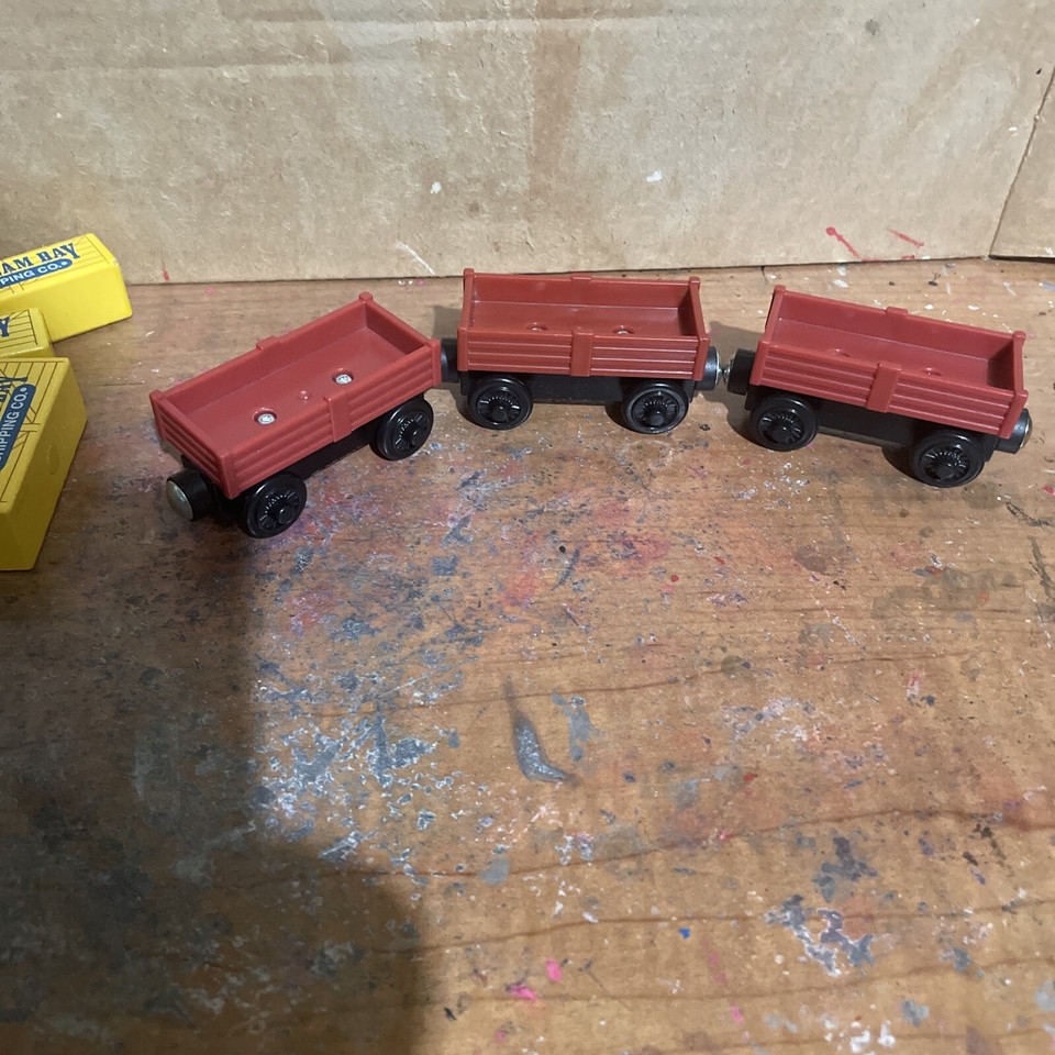 Thomas Wooden Railway Train 3x Dark Red Cargo Car Y4481 Magnet Brio ...