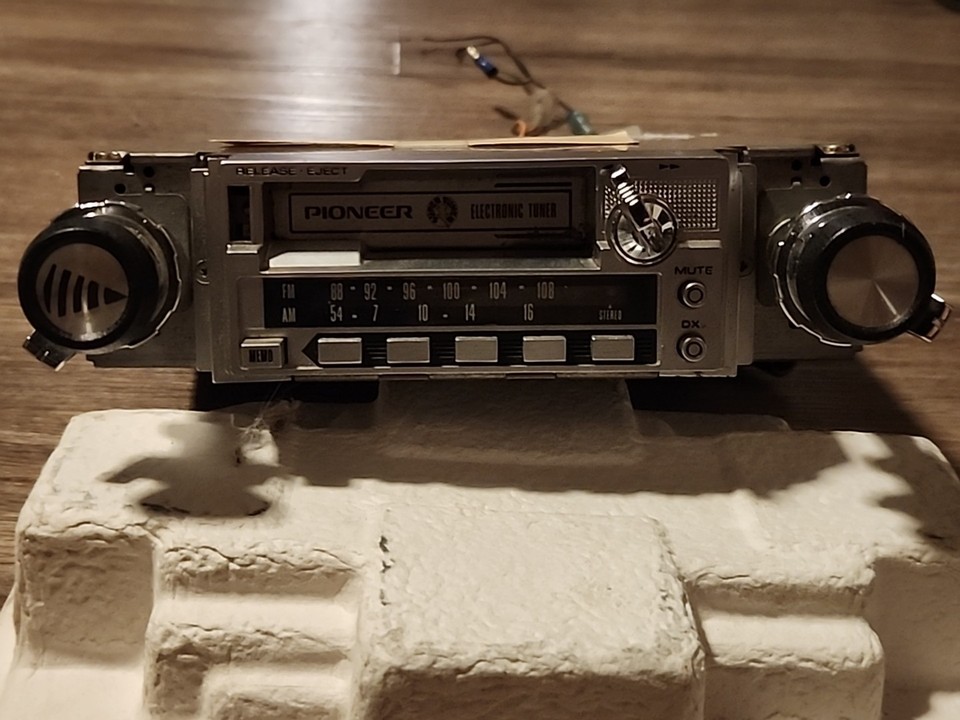 Vintage Pioneer KE-2000 Cassette Car Stereo W/ Electronic AM/FM Tuner ...