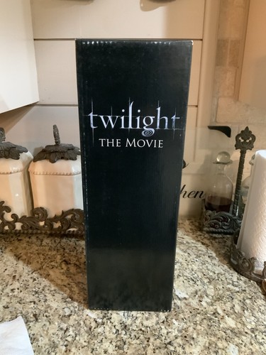 Twilight The Movie Tonner Doll Edward Cullen 17 1/2" mint in box | eBay