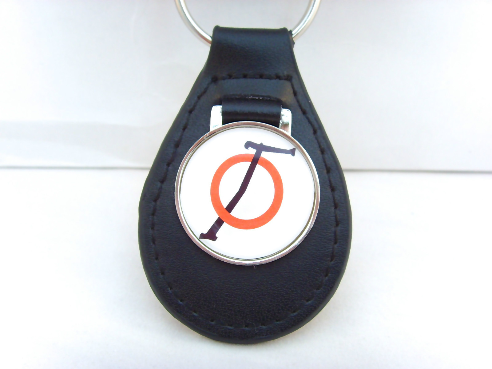 JAMES BOND 007 OSATO CHEMICALS & ENGINEERING SPECTRE BADGE KEY FOB ...