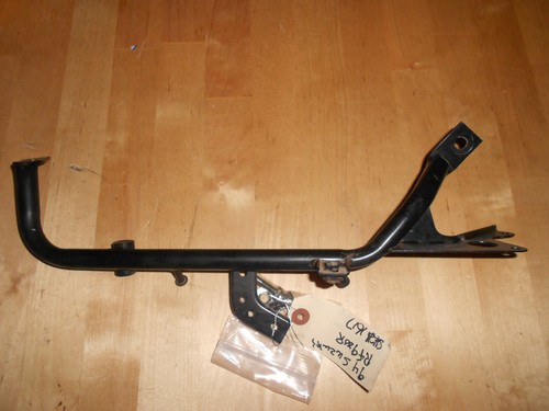 1994 SUZUKI RF900R RF 900 R LEFT REAR TAIL FAIRING STAY BRACKET HANDLE ...