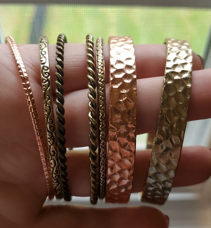Bangle Bracets, set of 7, Costume jewelry, Gold & Rose Gold color ...