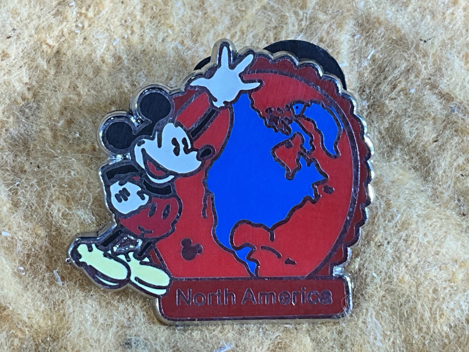 C13-64 DISNEY PIN - MICKEY MOUSE / NORTH AMERICA - HIDDEN MICKEY #1 of ...
