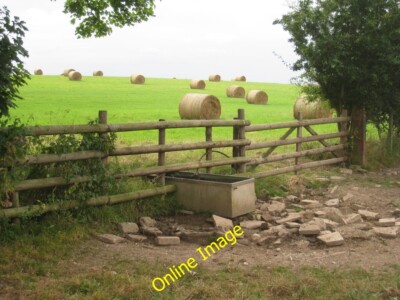 Photo 6x4 Water trough, gate and bales of hay Hallington/TF3085 The ...