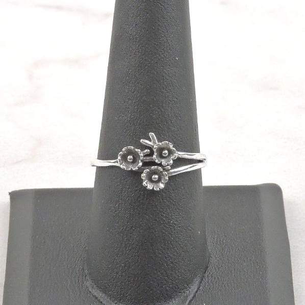 Sterling Silver Triple Flower Ring - Free Gift Packaging | eBay