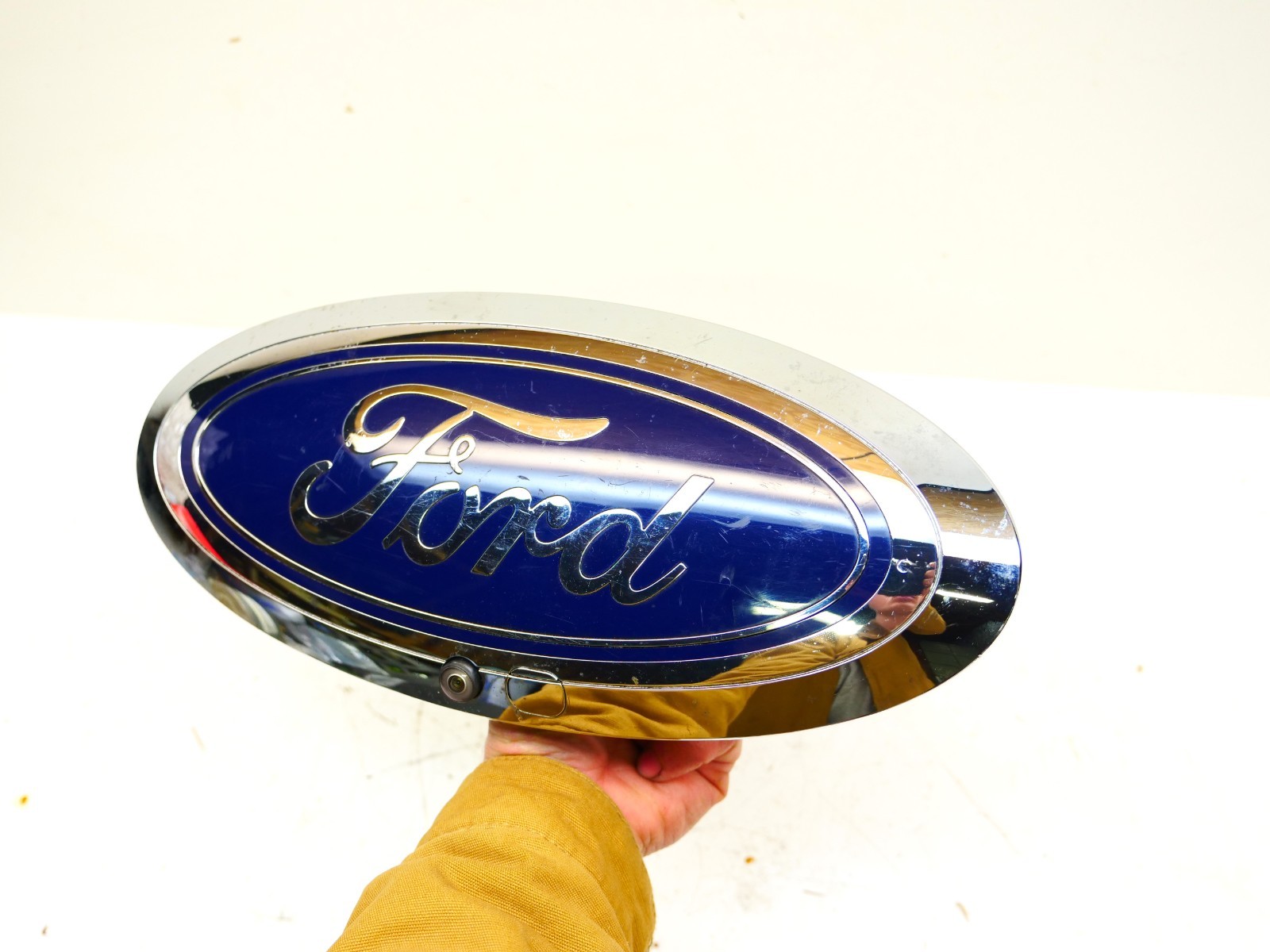 2017-2019 Ford F250 F350 Front Grille Emblem Logo w/ Camera Washer OEM ...