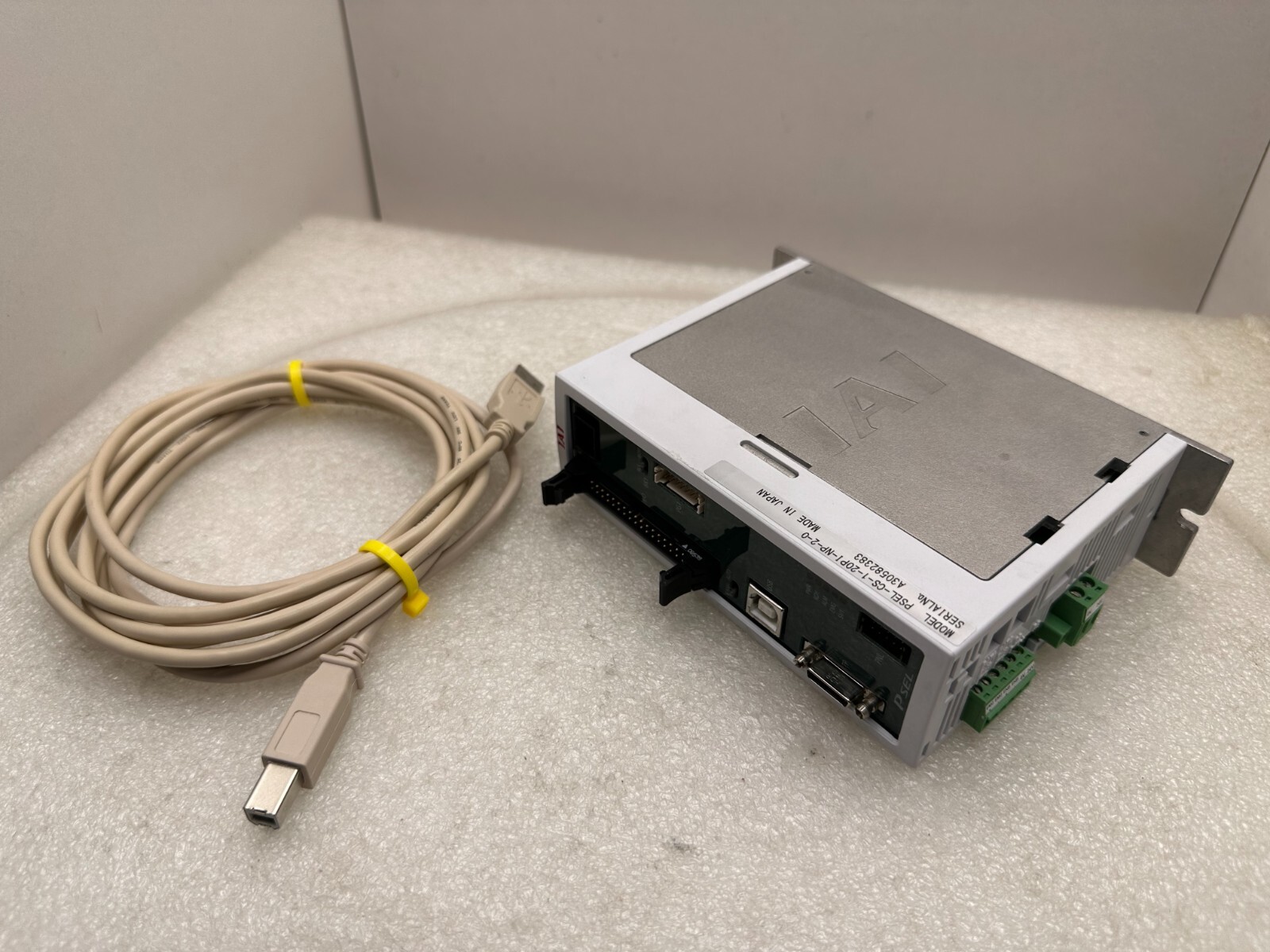 IAI PSEL-CS-1-20PI-NP-2-0 Positioner Controller + Cable | eBay