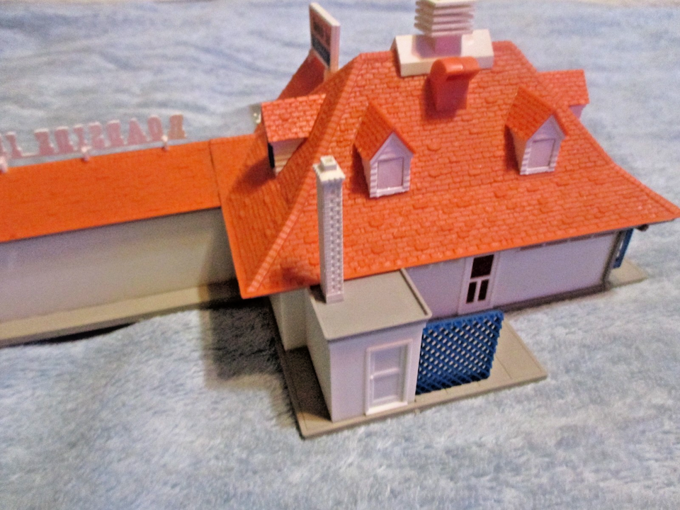 HO Scale Atlas Roadside Inn Building RTR # 760 Complete Excellent ...