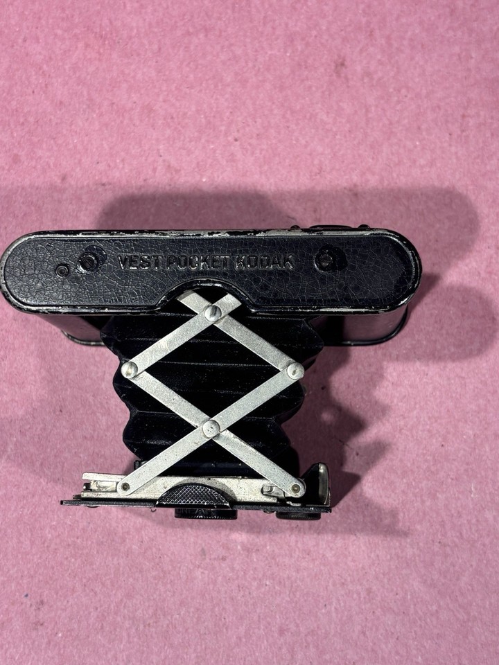 VINTAGE EASTMAN KODAK CAMERA VEST POCKET AUTOGRAPHIC CAMERA UNTESTED | eBay