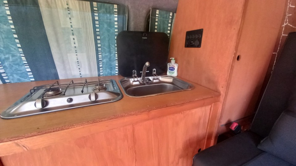 Ford Transit Bus Fully Kitted Out Spares Repairs Running no MOT needs ...