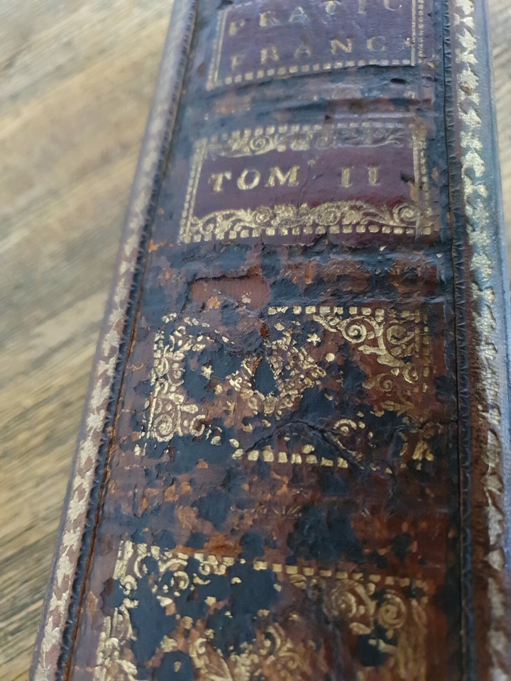 House Armorial Paris - Trompe L'Œil Leather Box Book Slice 18th Century ...