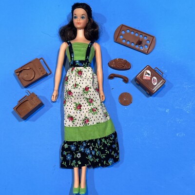 Barbie Vintage 1972 Busy Steffi in Original Dress + Accessories Hong ...
