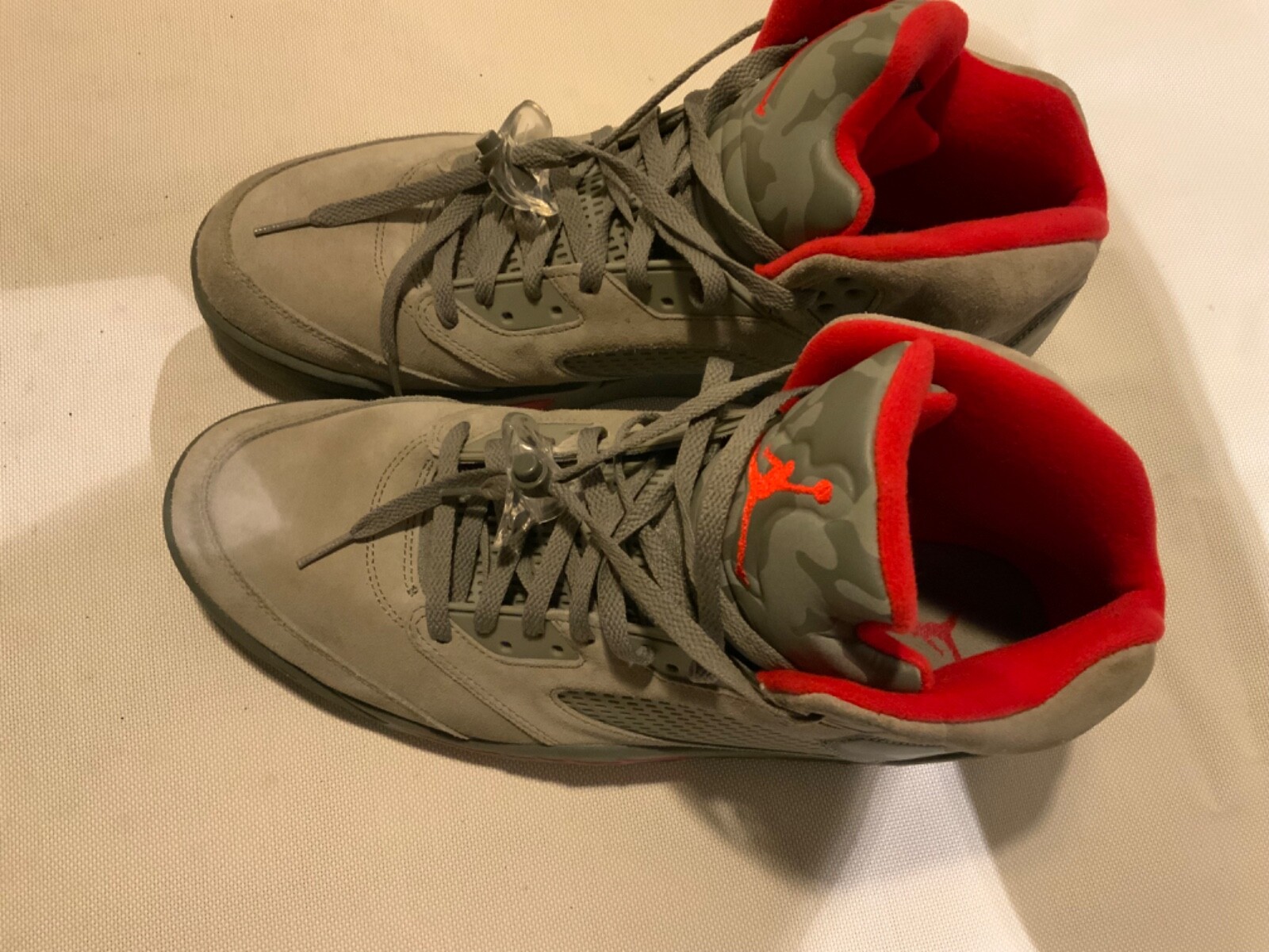 Jordan Air Club 23 - grey exterior and red interior … - Gem