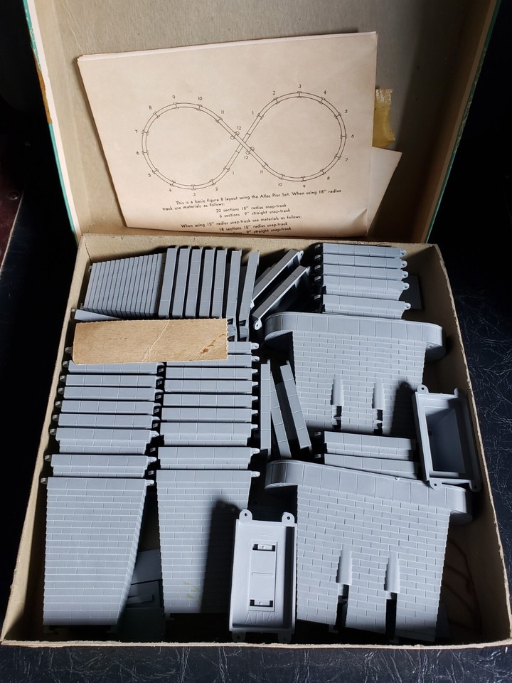 Atlas HO Gauge 47 Piece Pier Set NOS | eBay