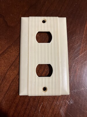 Vintage Ribbed Bakelite 1 Gang 2 Hole DESPARD Ivory Switch Plate Cover ...