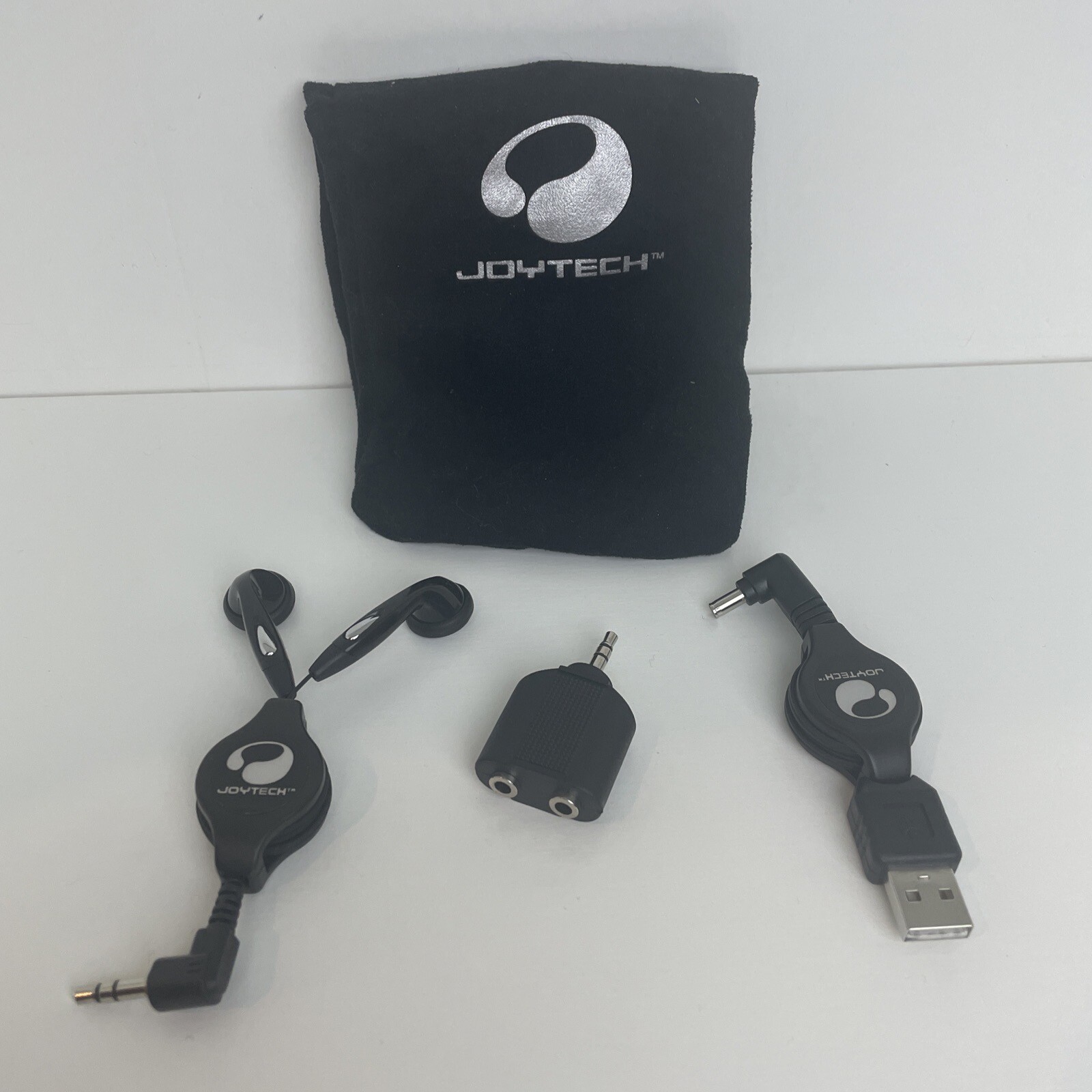 Joytech Reel-in Earbuds & USB With Large Aux Adapter | eBay