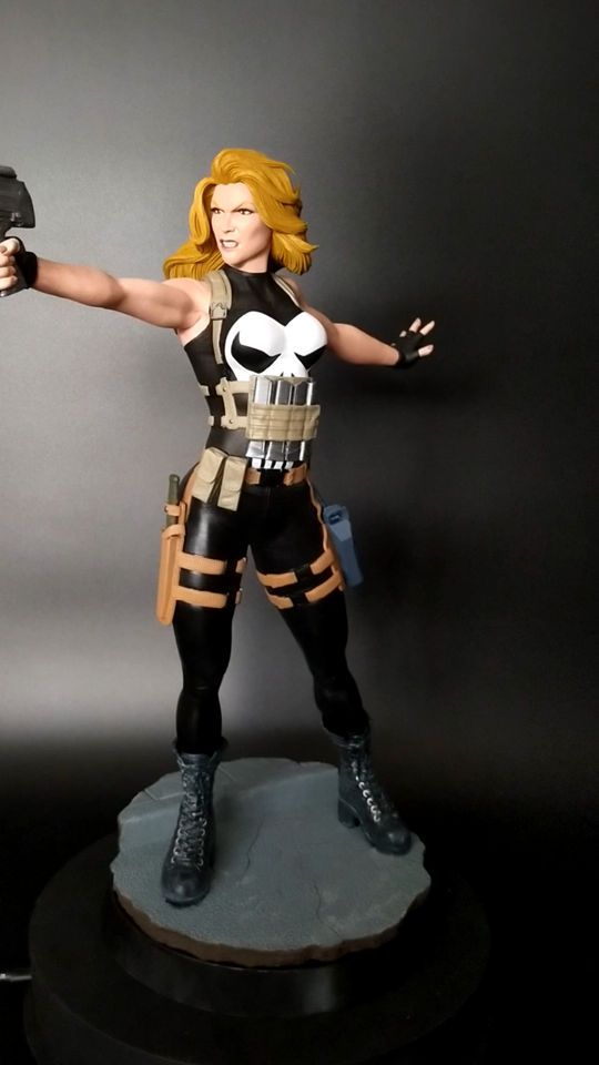 Lynn Michaels Lady Punisher Statue 1/4 Painted Figure | eBay