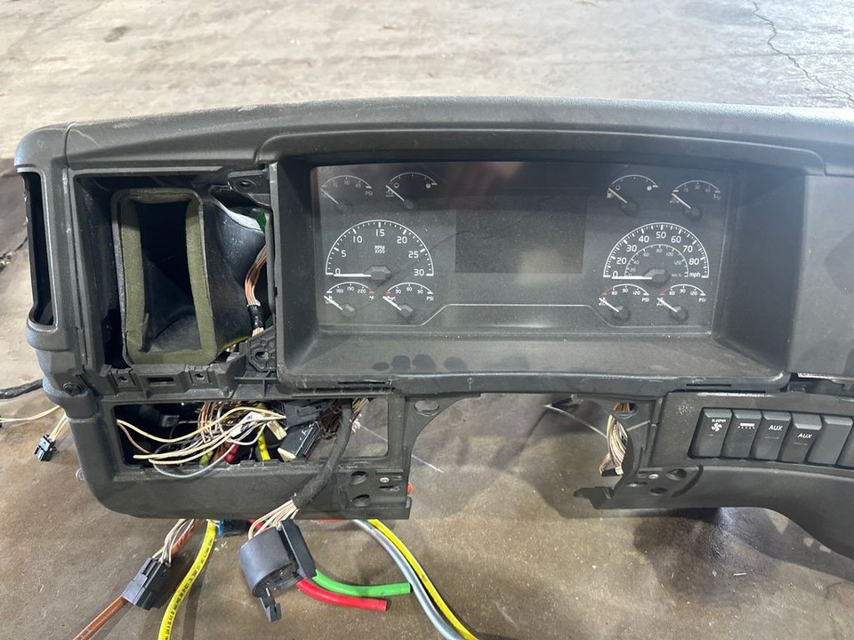 2003-2018 VOLVO VNL DASH PANEL ACCEMBLY 3175565 | eBay