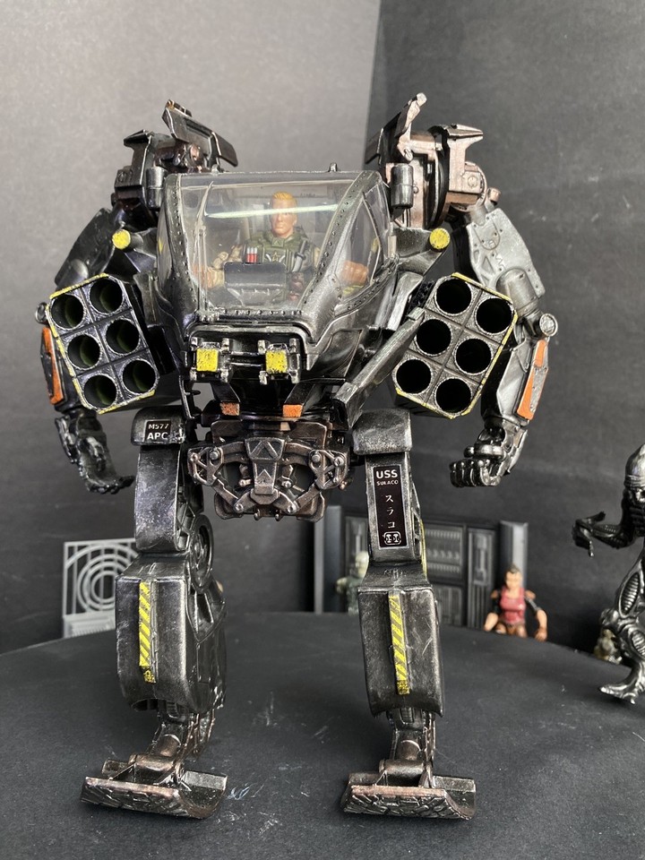 ALIENS Colonial Marines Custom Combat Mech Alien Earth Weyland Yutani ...