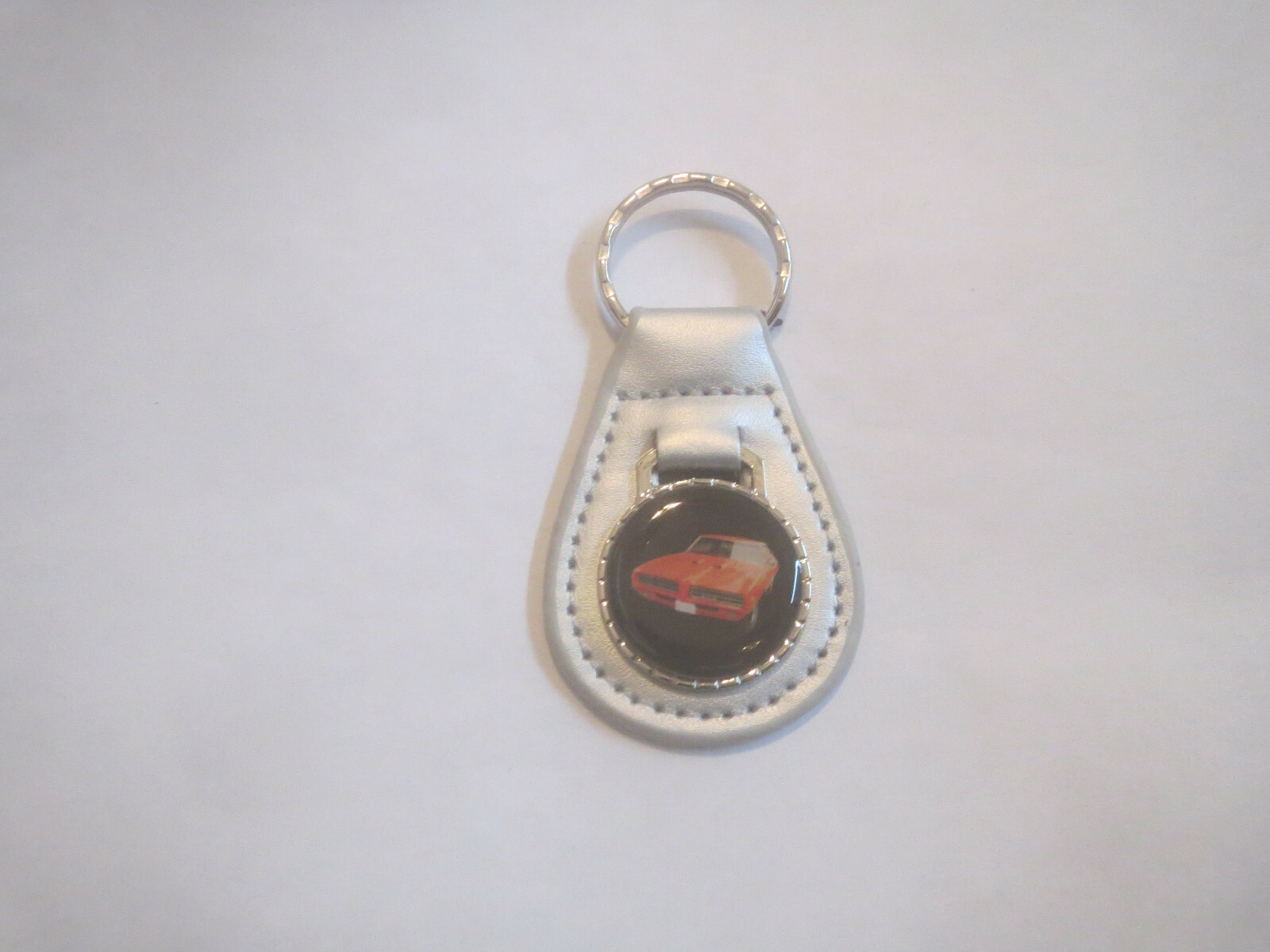 1969 PONTIAC GTO JUDGE THE JUDGE ORANGE CAR LOGO KEYCHAIN KEYRING NEW ...