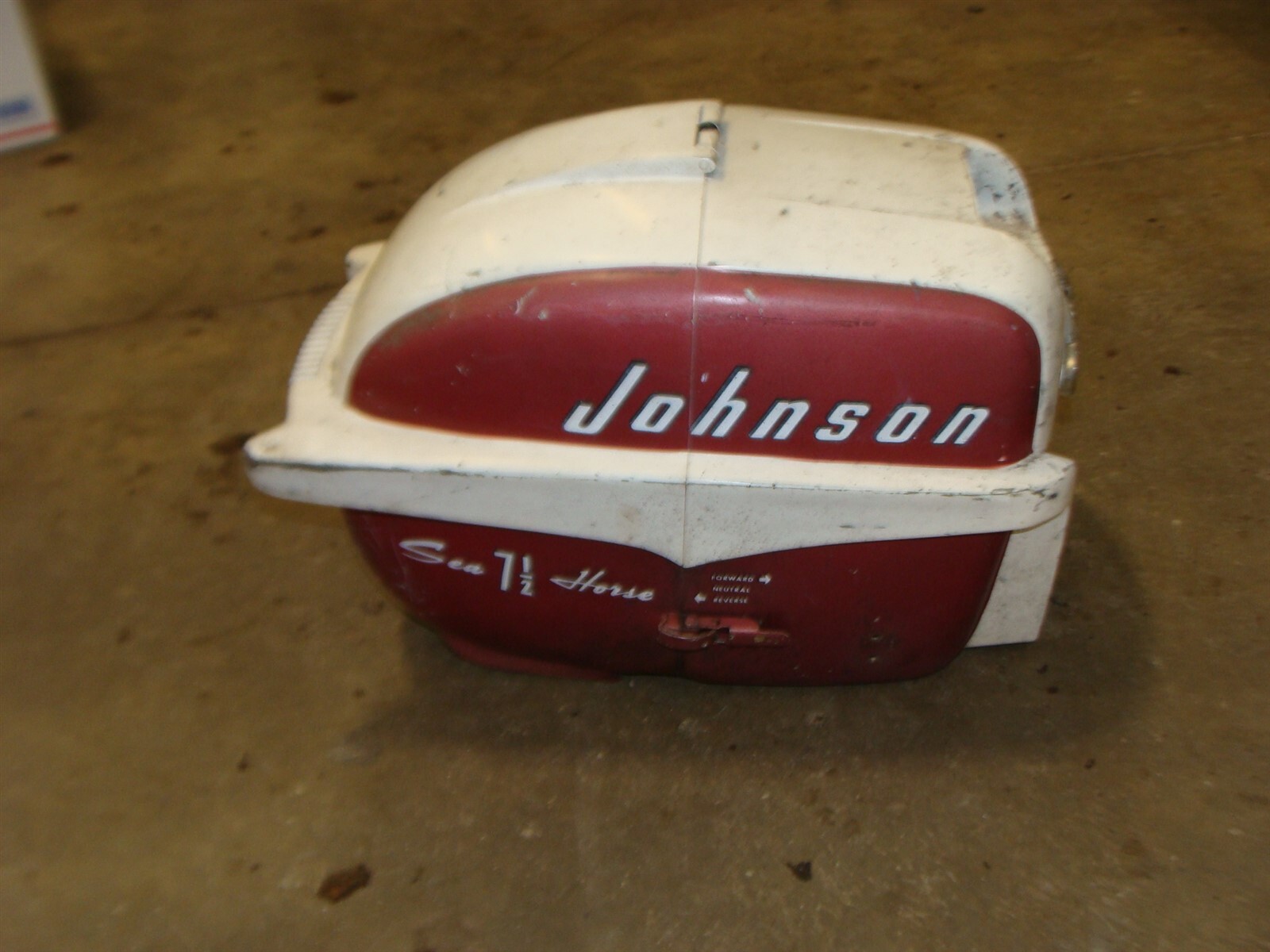 1957 JOHNSON SEAHORSE outboard 7.5hp AD11 hood engine cover front rear ...