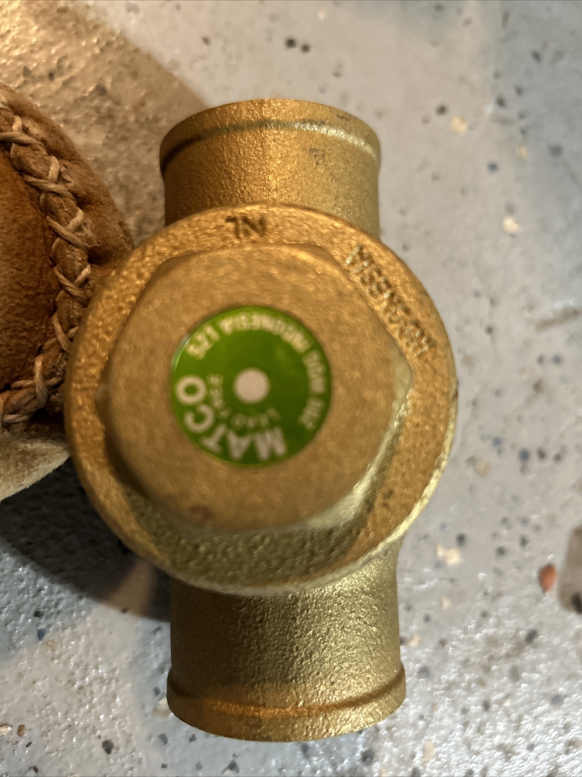 Matco Check Valve Threaded Lead Free Brass 200 WOG 1-1/2" Solder New no ...