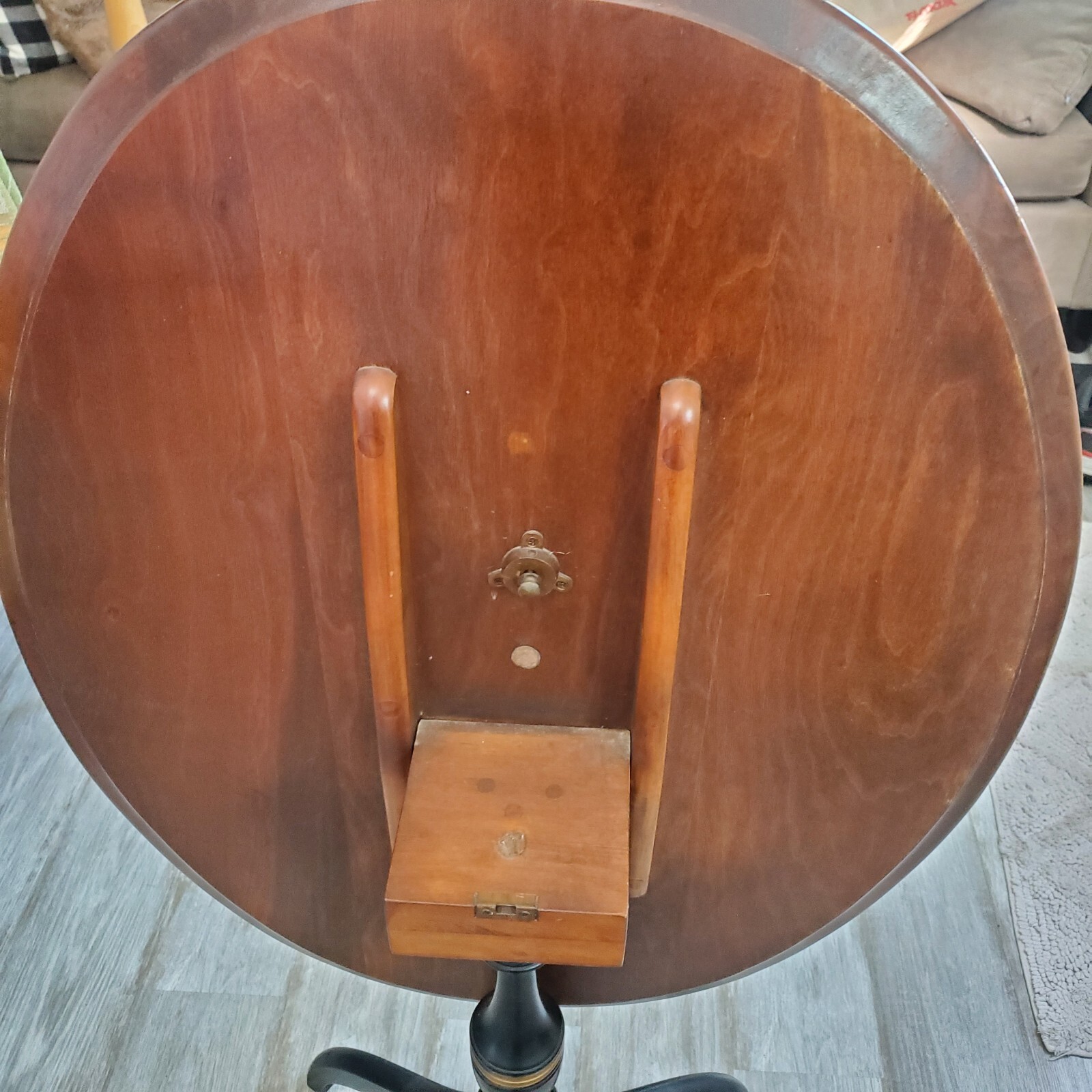 1970s L. Hitchcock Federal Style Eagle Stenciled Tilt-Top Table | eBay