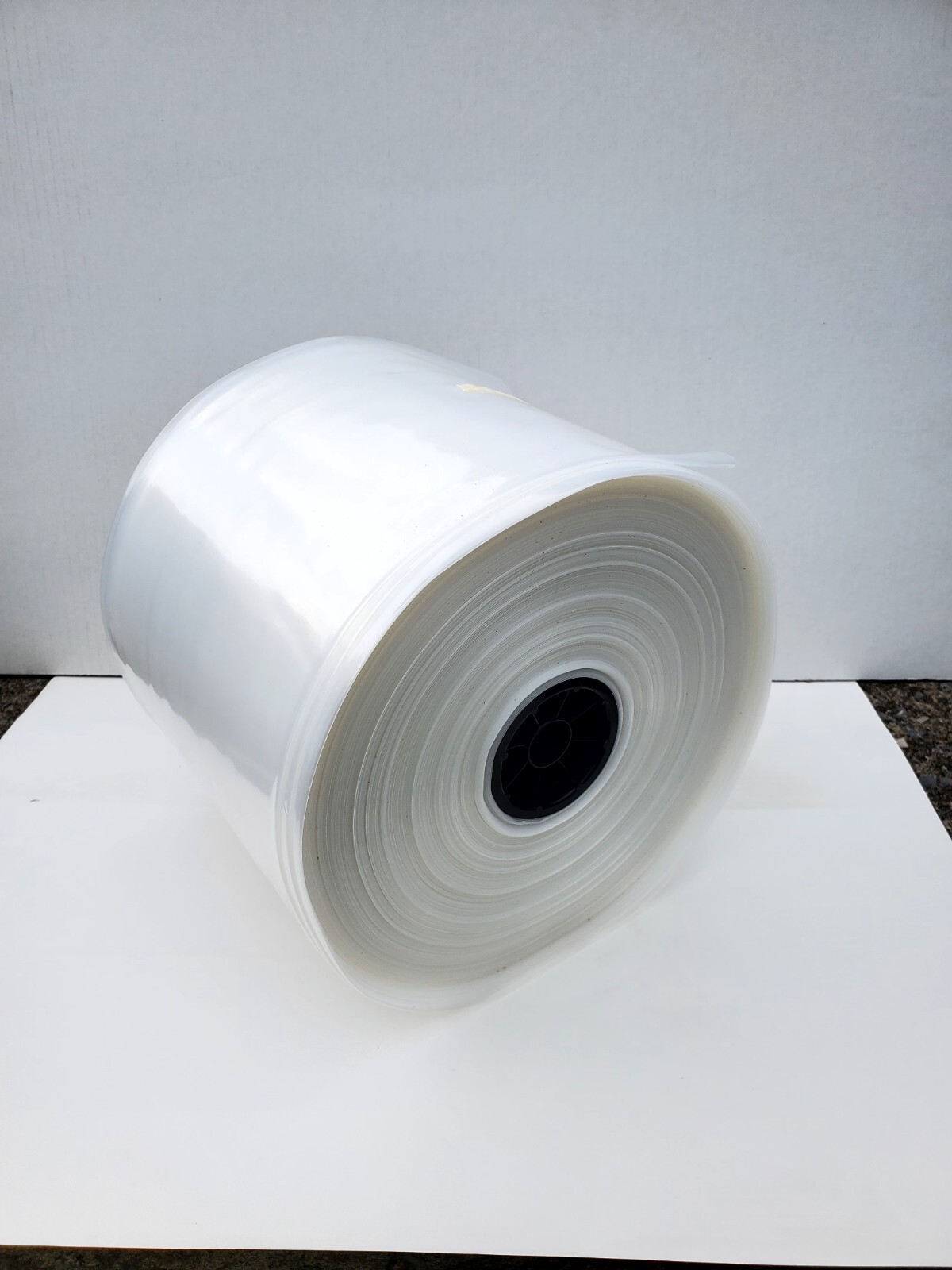 STAPLES Poly Tubing, 10 Inch x 700 Feet, 6 Mil, Clear, Poly Tubing Roll ...