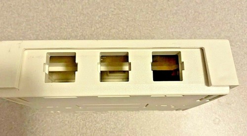 Surface Mount Box COMMSCOPE SYSTIMAX 107431538 M106SMB-262 six port ...