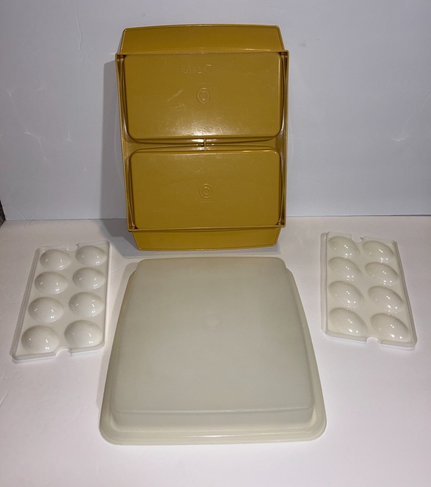 Vintage GOLD Tupperware 4 Piece Deviled Egg Keeper Carrier 723 Harvest ...
