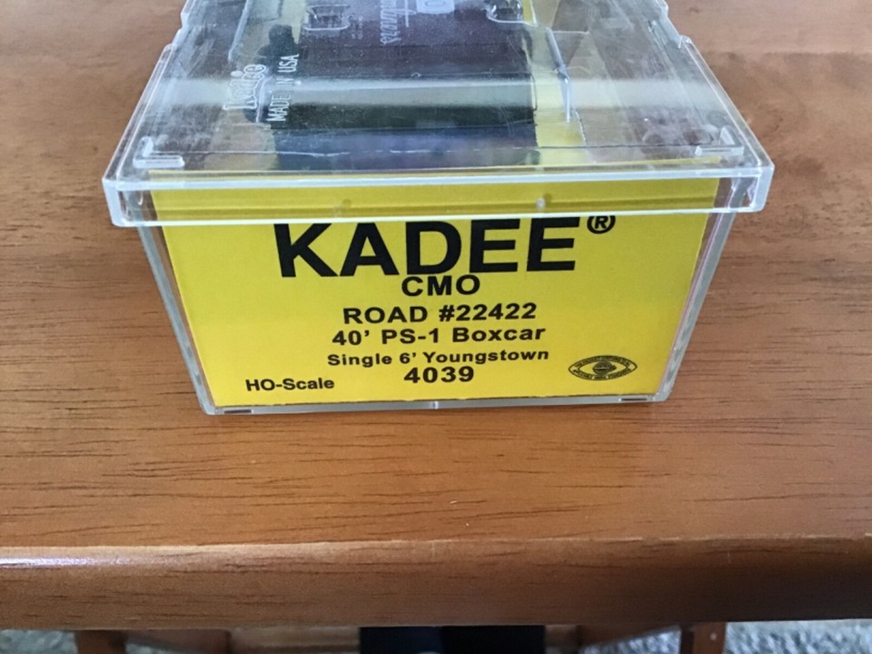 HO Kadee #4039 CMO Route of the 400 Streamliners 40' Box Car #22422 ...