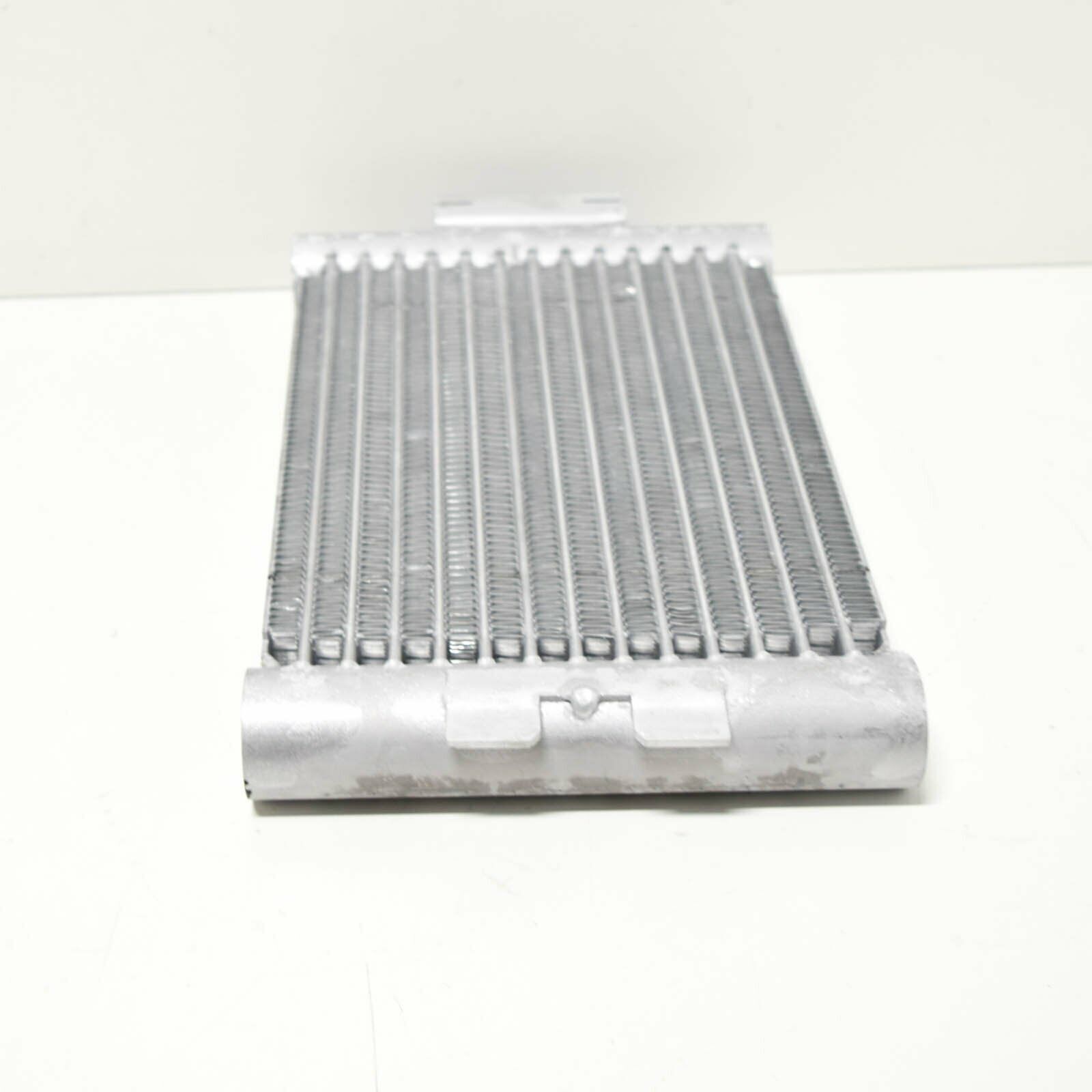 Véritable BMW 1 2 3 4 Série Avant N55 Huile Moteur Radiateur ...