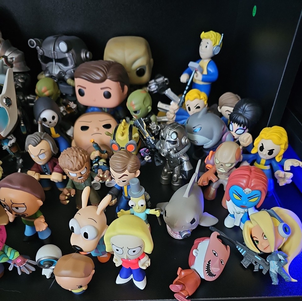 56 Pc Loose OW Rick and Morty Fallout Simpsons Keychains and Many ...