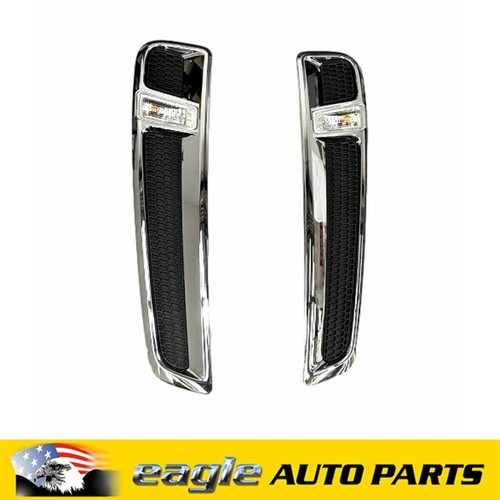 Holden VF Commodore Front Guard Flutes Indicators Left & Right ...