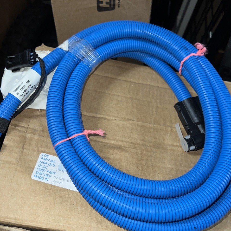 OEM Freightliner 04-32032-300 Def Line | eBay