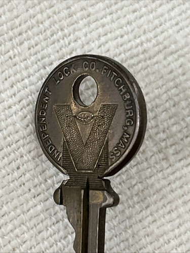 Vintage/Antique Brass Key Independent Lock Co. Fitchburg, Mass. Ilco ...