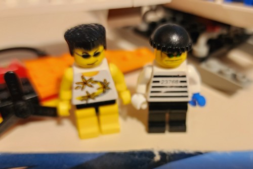 LEGO Island Xtreme Stunts: Air Chase (6735)complete W/minifgs And ...