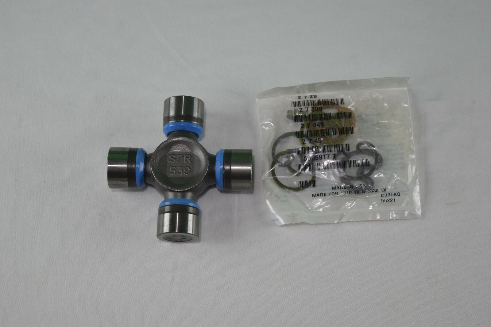 Genuine TOYOTA TACOMA 05-18 UNIVERSAL JOINT SPIDER 043710K080 OEM | eBay