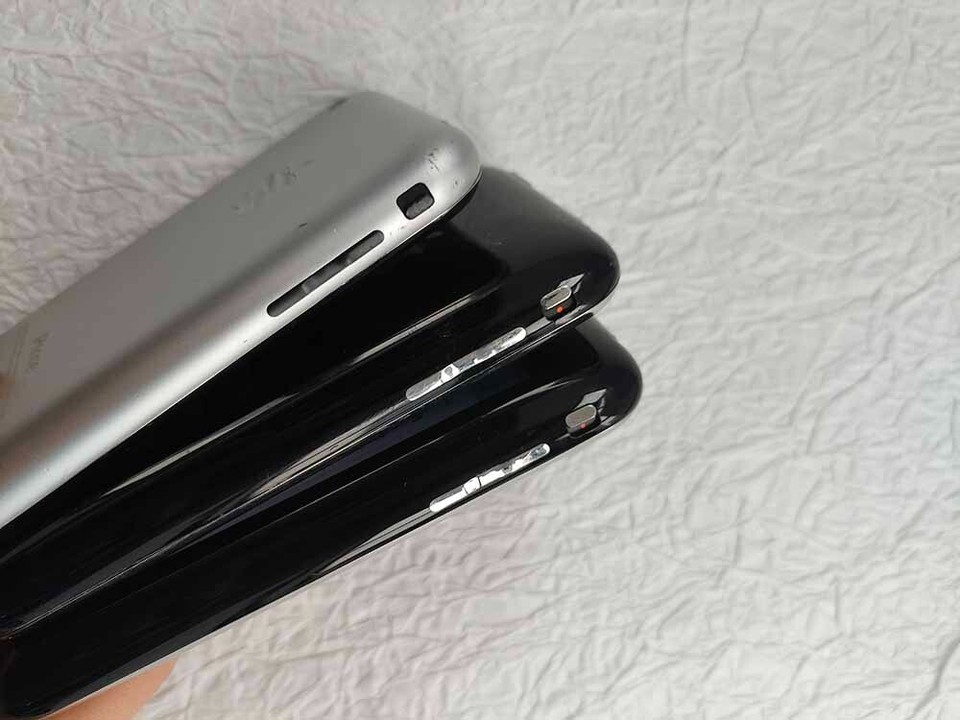 3pcs Apple iphone 2G 3G 3GS 8GB Unlocked mobile phone GOOD for ...