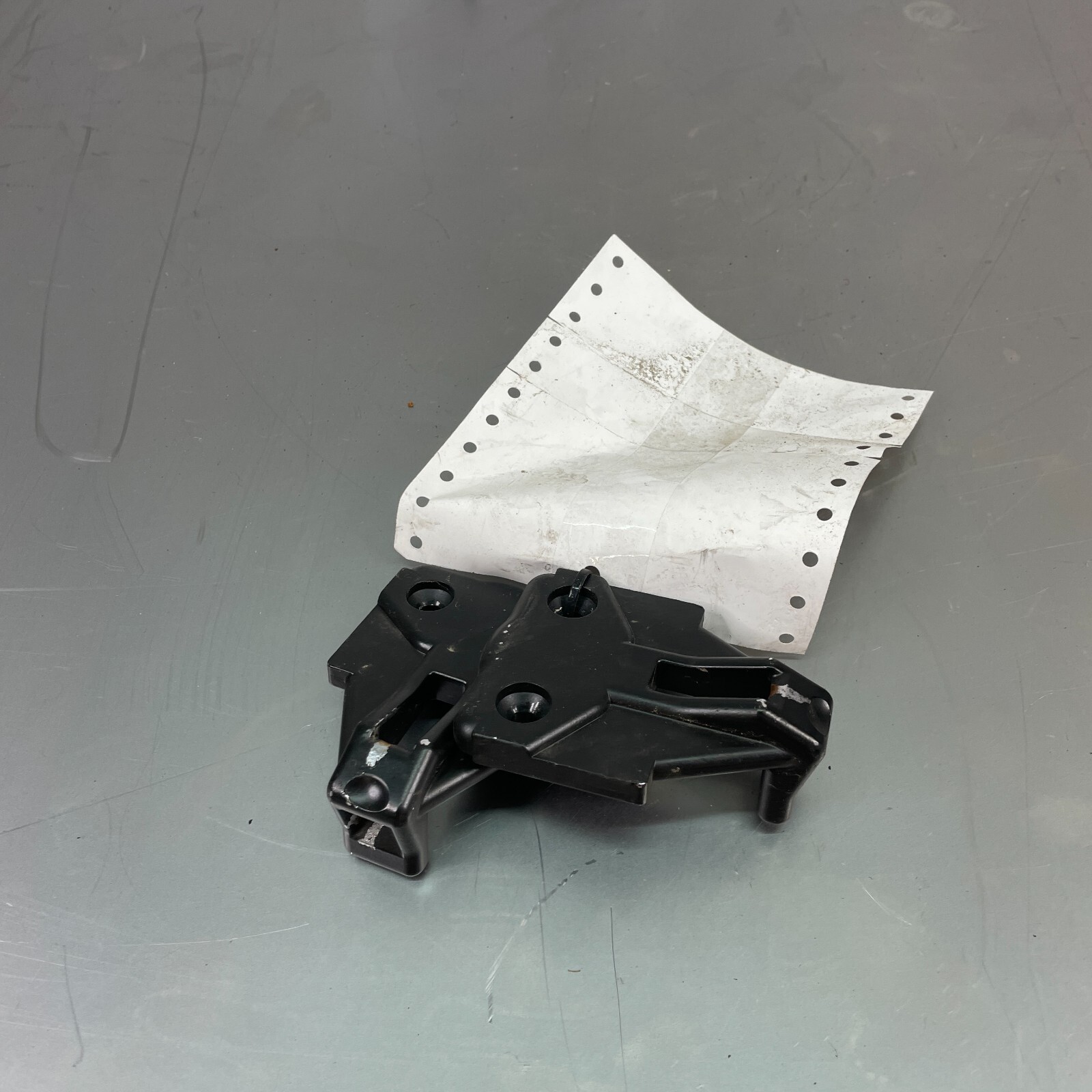 2002-09 Honda S2000 Convertible Top Latch Strikers / Receivers Pair ...