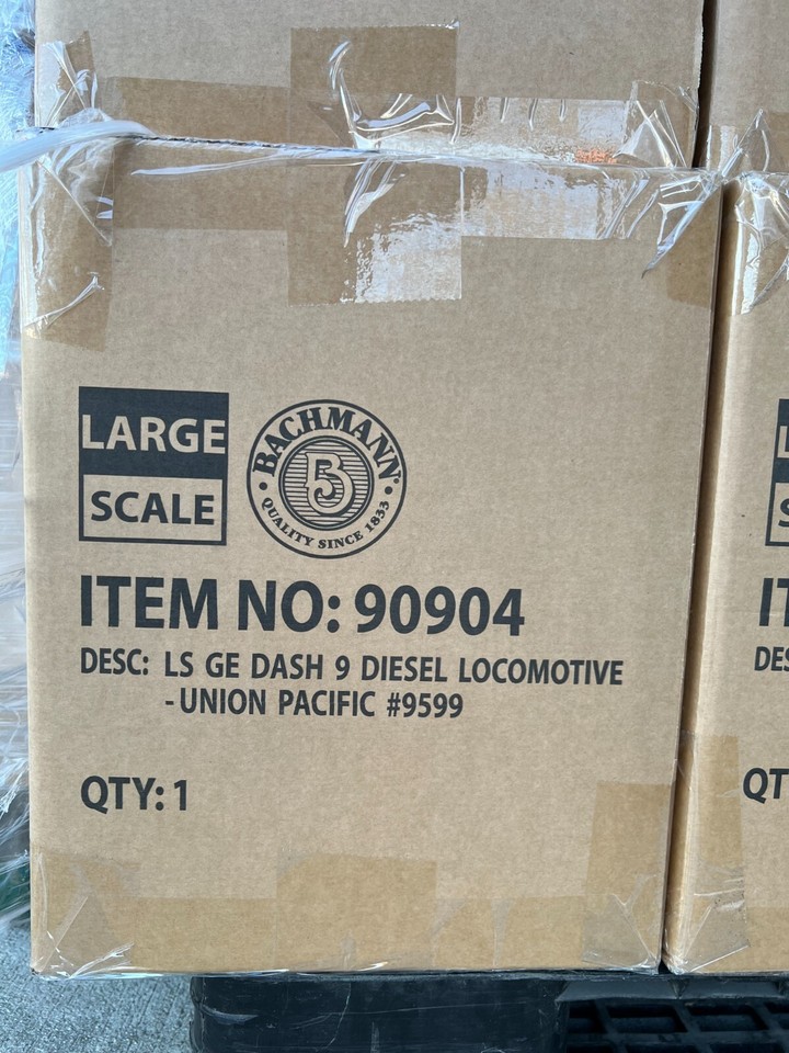 Bachmann 90904 GE DASH 9 - UNION PACIFIC® #9599 (LARGE SCALE) NEW ...