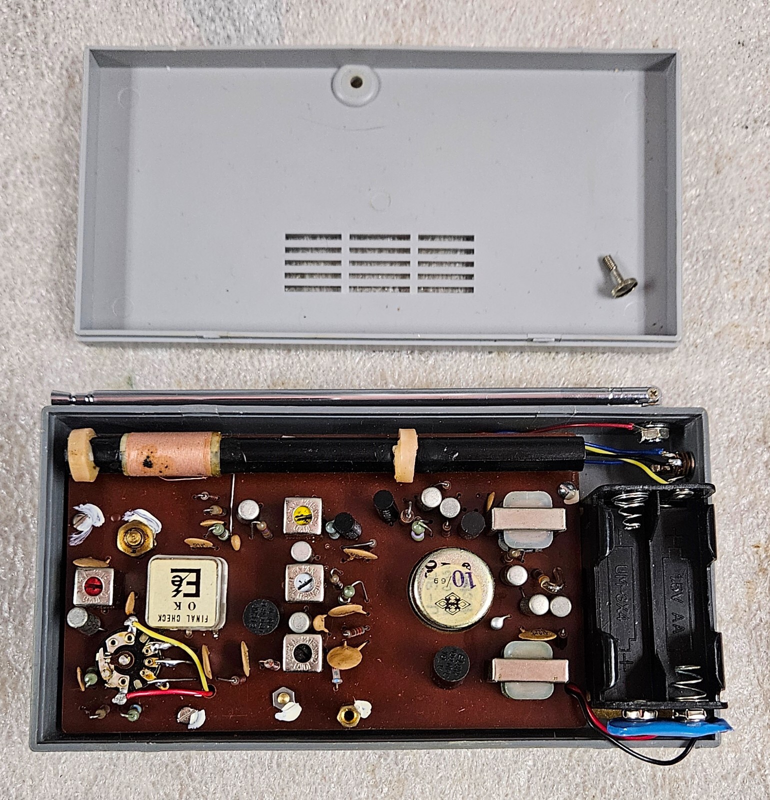 1968 VTG Wendell West Hi-Fi Deluxe 8 Transistor Radio CR-7A Portable AM ...