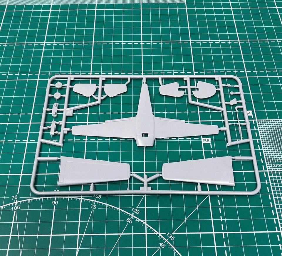 Avis 72039 Plastic Model Kit Aircraft Scale 1:72 YakovlevYak-20 | eBay