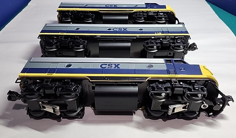 Williams F7-207 Locomotives CSX A-B-A #118 #119 #120 - O Scale - Used w ...