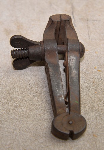 Large antique hand vise 2" wide jaw collectible jewelers clamp ...