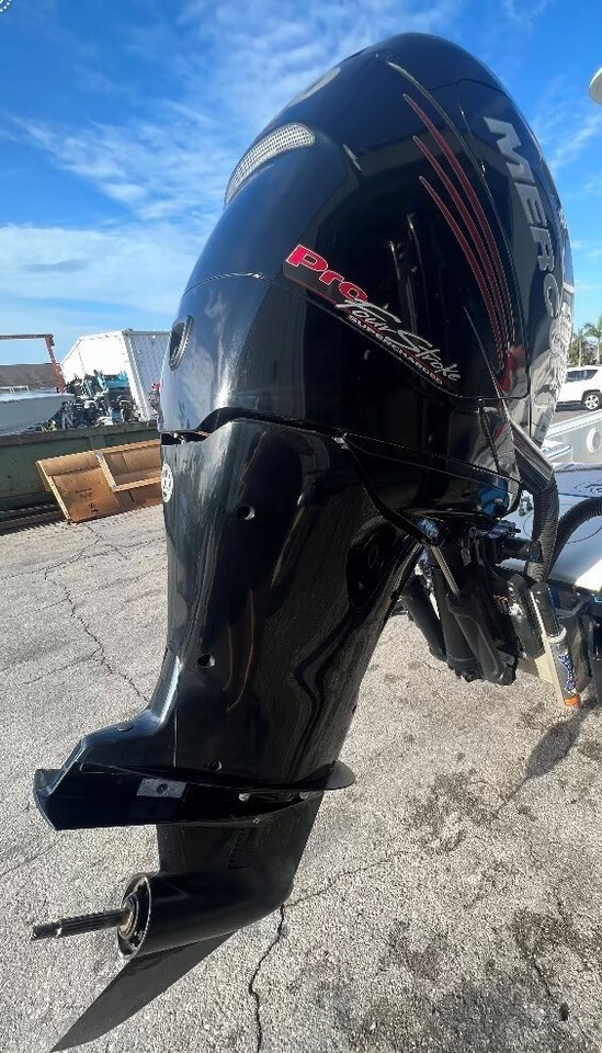 2015 Mercury 300 XL Verado Pro Series (L6) 4-Stroke Outboard Engine 25 ...