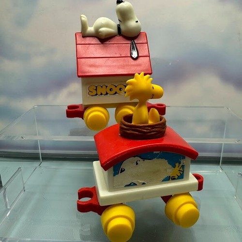 Vintage Peanuts Snoopy And WoodStock Toy Train Car 1972 United Feature ...