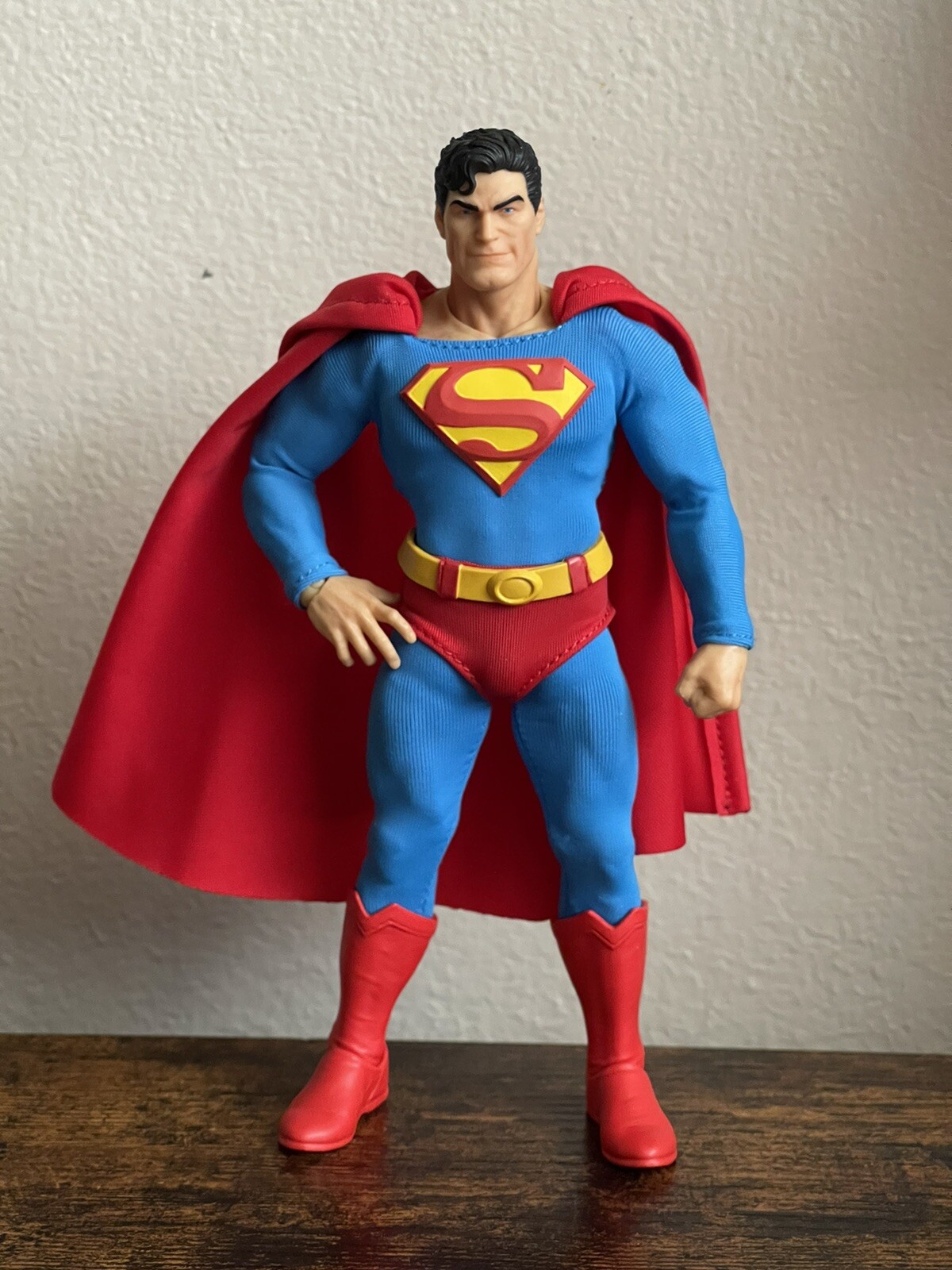 Mezco One 12 Superman Man Of Steel Edition With CUSTOM Magnetic ...