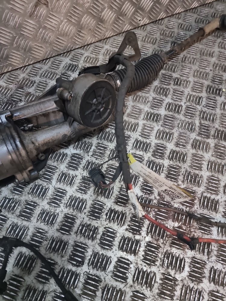 Volkswagen Passat B8 Se Tdi Tech Saloon 2015-2020 STEERING RACK (POWER ...