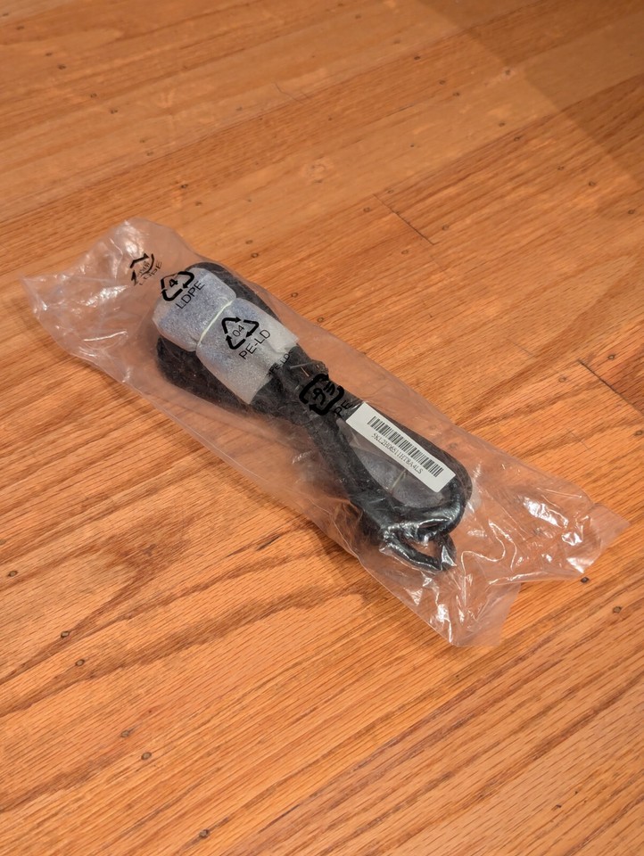 HOTRON VGA CABLE 5ft E246588 AWM STYLE 20276 VW-1 80C 30V Male To Male ...